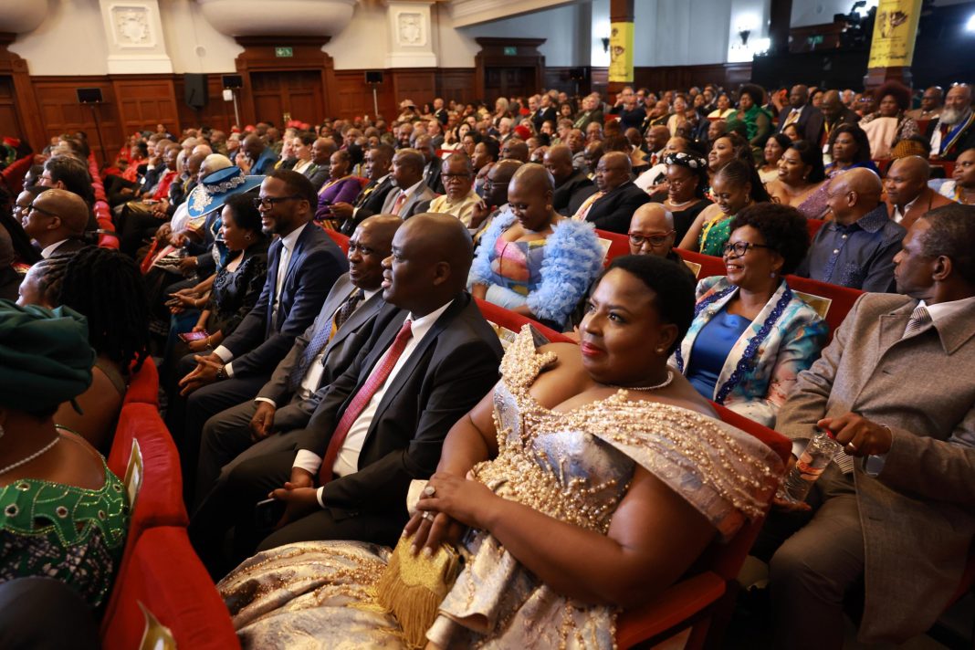 URamaphosa uvula umzila wokuKhula noHlengahlengiso ngo-2025 kwiNtetho ...