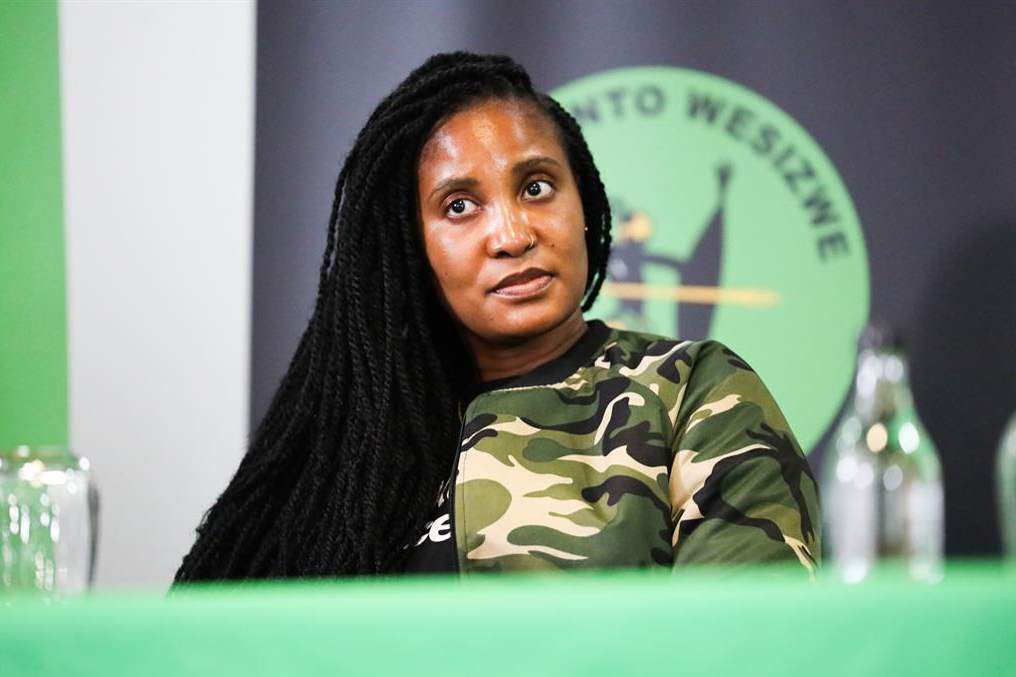 UNkosazana Zuma-Mncube utyhola udadewabo uDuduzile ngokurhweba ...
